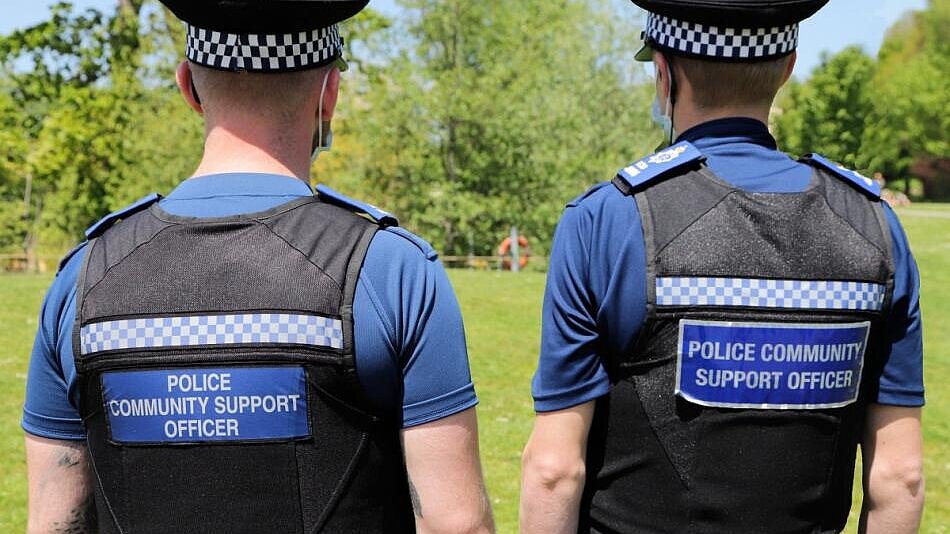 Councillors condemn Police Community Support Officer cuts - York ...